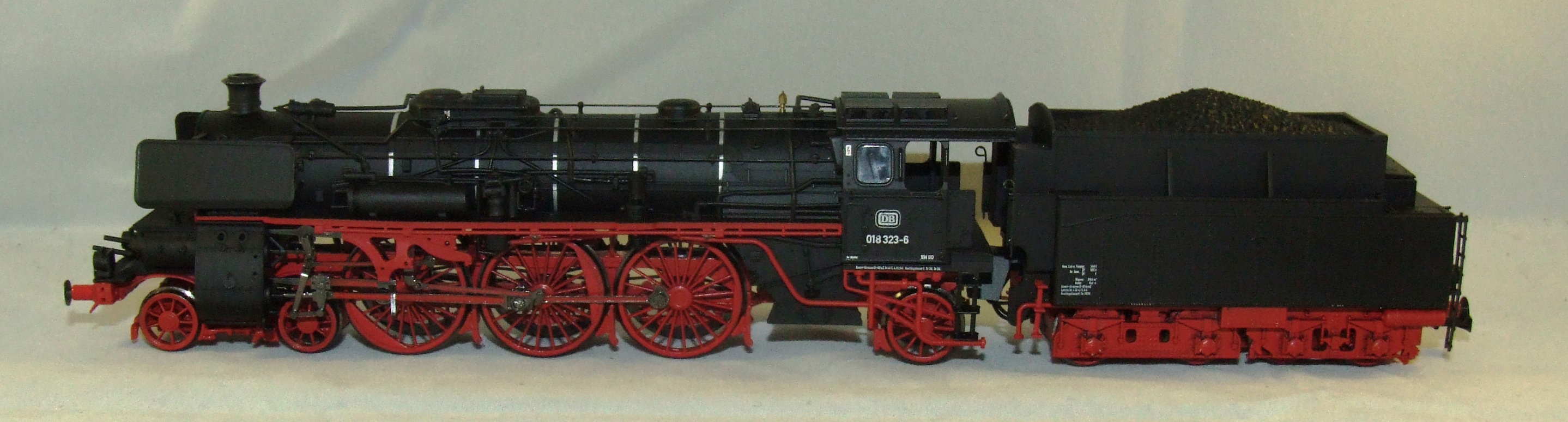 Liliput HO L 104011 Dampflok BR 18.3 DB EP IV DC